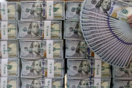 Strong US Dollar Leads To Decrease In Foreign Reserves For First Time ...
