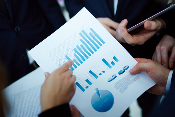 [UK] ILO Unemployment in March to May: Slower Earnings Growth Signals ...