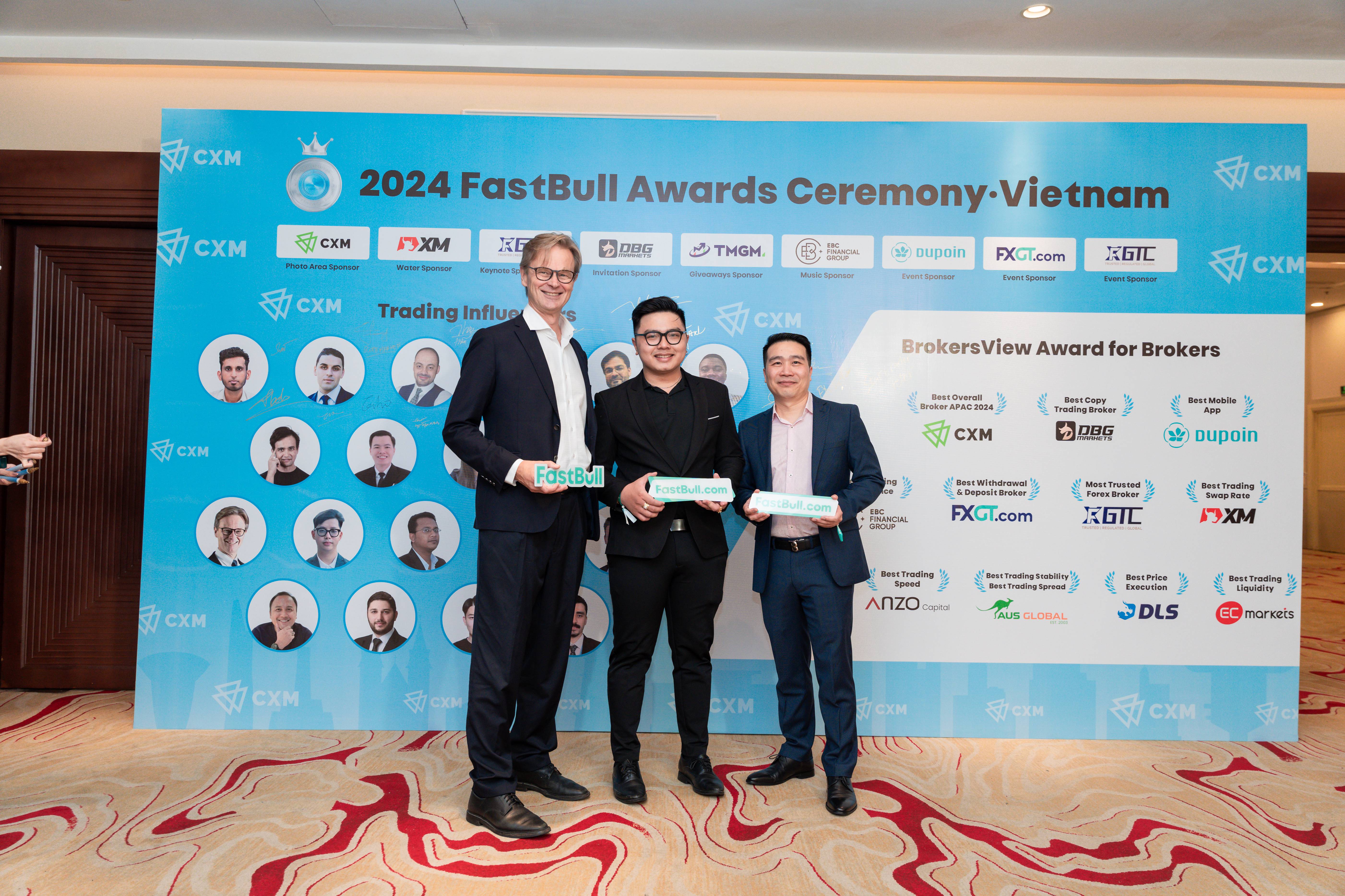 FastBull 2024 Trading Influencers Awards Vietnam - Awards Ceremony