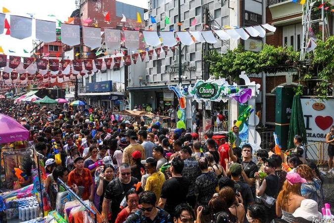 Thailand To Distribute First US $4.2b Of Handout Scheme Starting This ...