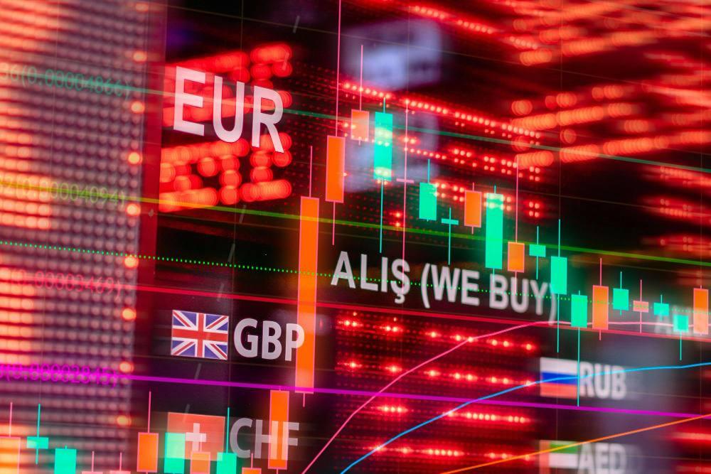 Analisis Pasar EUR/JPY: ECB, BoJ, dan Prospek Teknis - FastBull