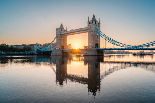 London Midday: Stocks Pause at Record Highs After UK Public Borrowing ...