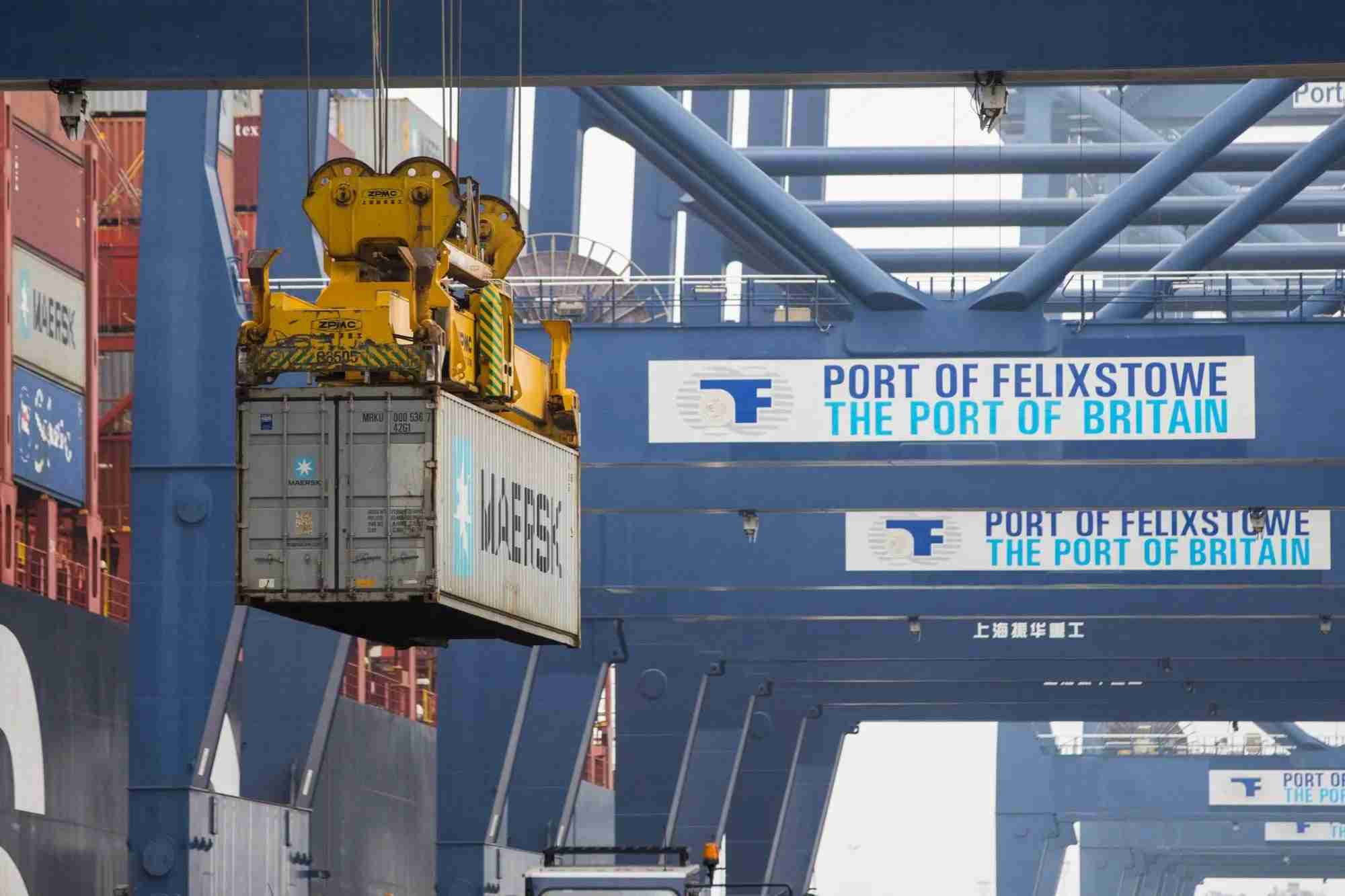 UK Shipping Rates Climb in Fresh Inflation Worry for BOE - FastBull