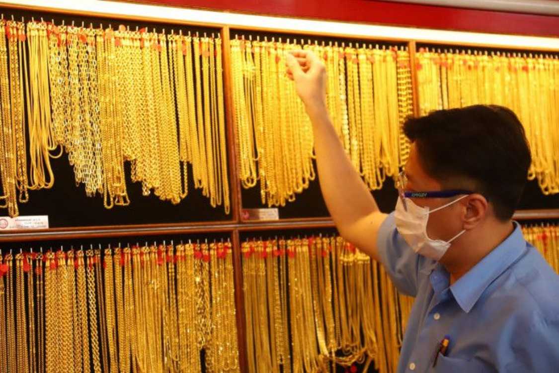 Thailand’s Pawn Industry Surges Amid Soaring Gold Prices and Credit ...